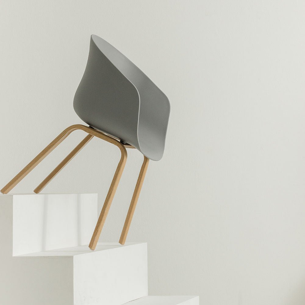 HEY Chair with Armrest เก้าอี้รับประทานอาหาร มีที่วางแขน ขาเหล็กลายไม้ ...