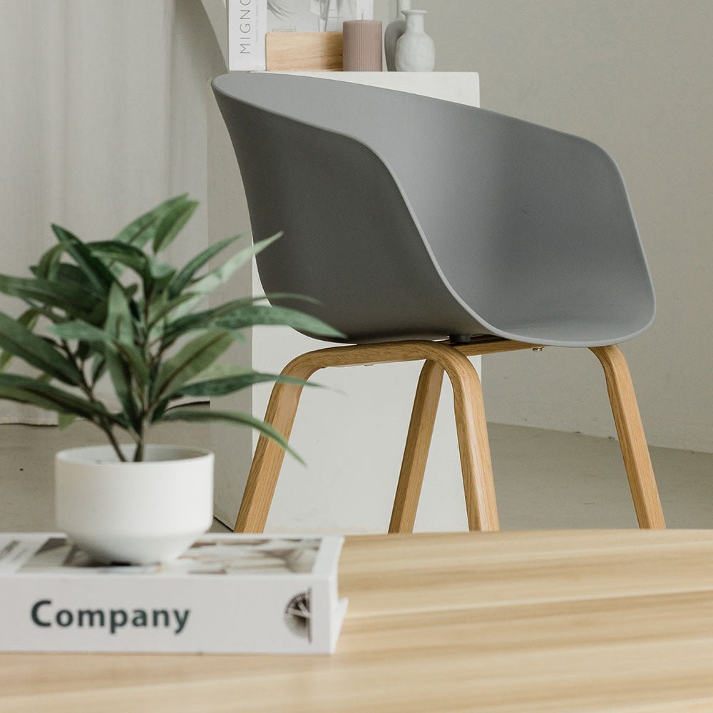 HEY Chair with Armrest เก้าอี้รับประทานอาหาร มีที่วางแขน ขาเหล็กลายไม้ ...